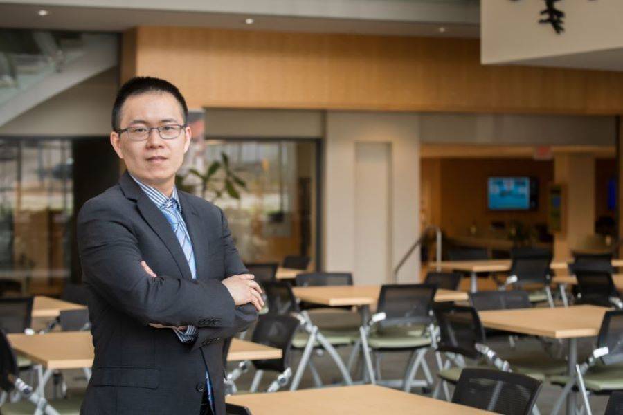 Xin Li is COB 2021-22 Teacher of the Year | Business Newsblog