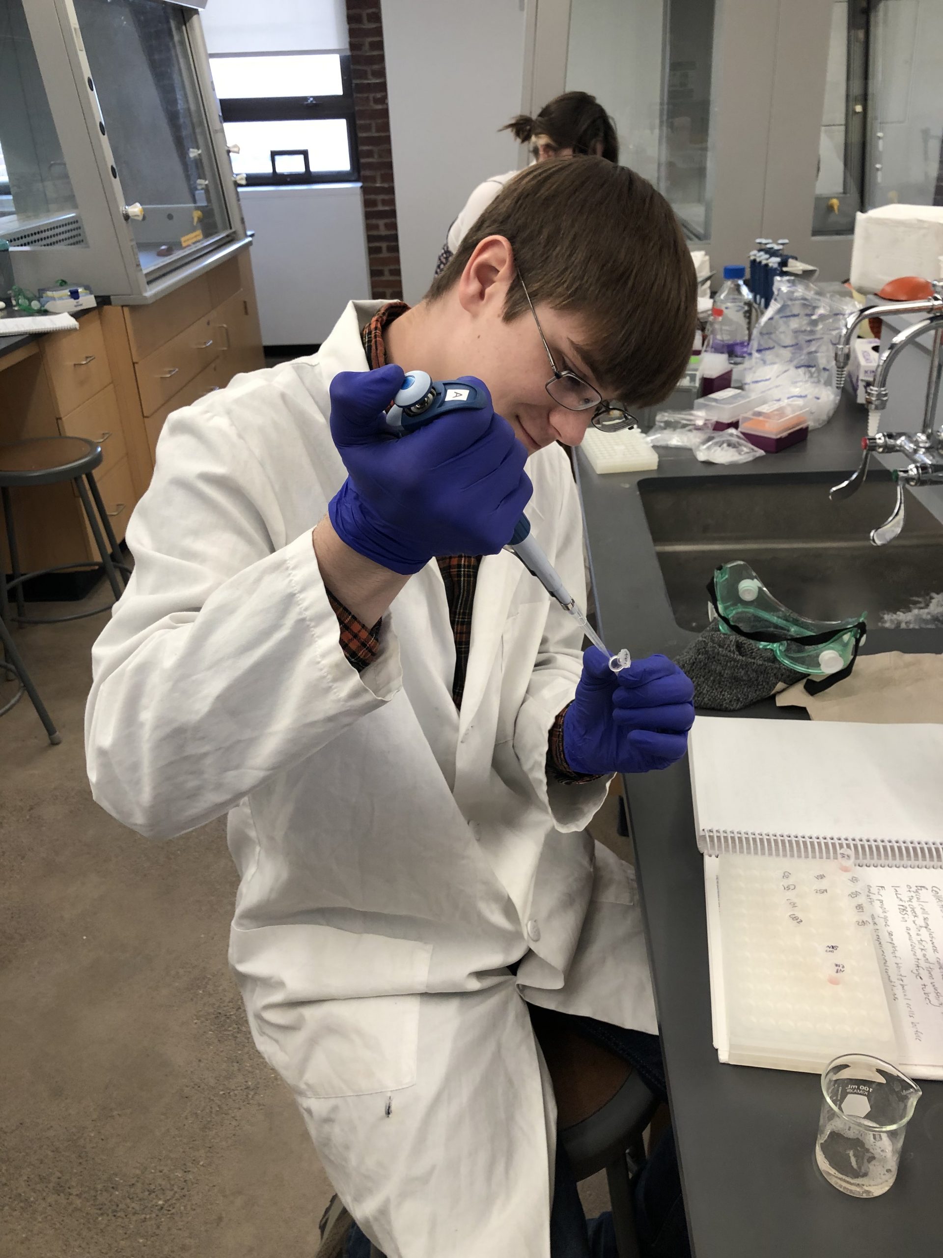 Migrating to Mitochondria: Vincent Pellizzon’s Biochemistry Journey