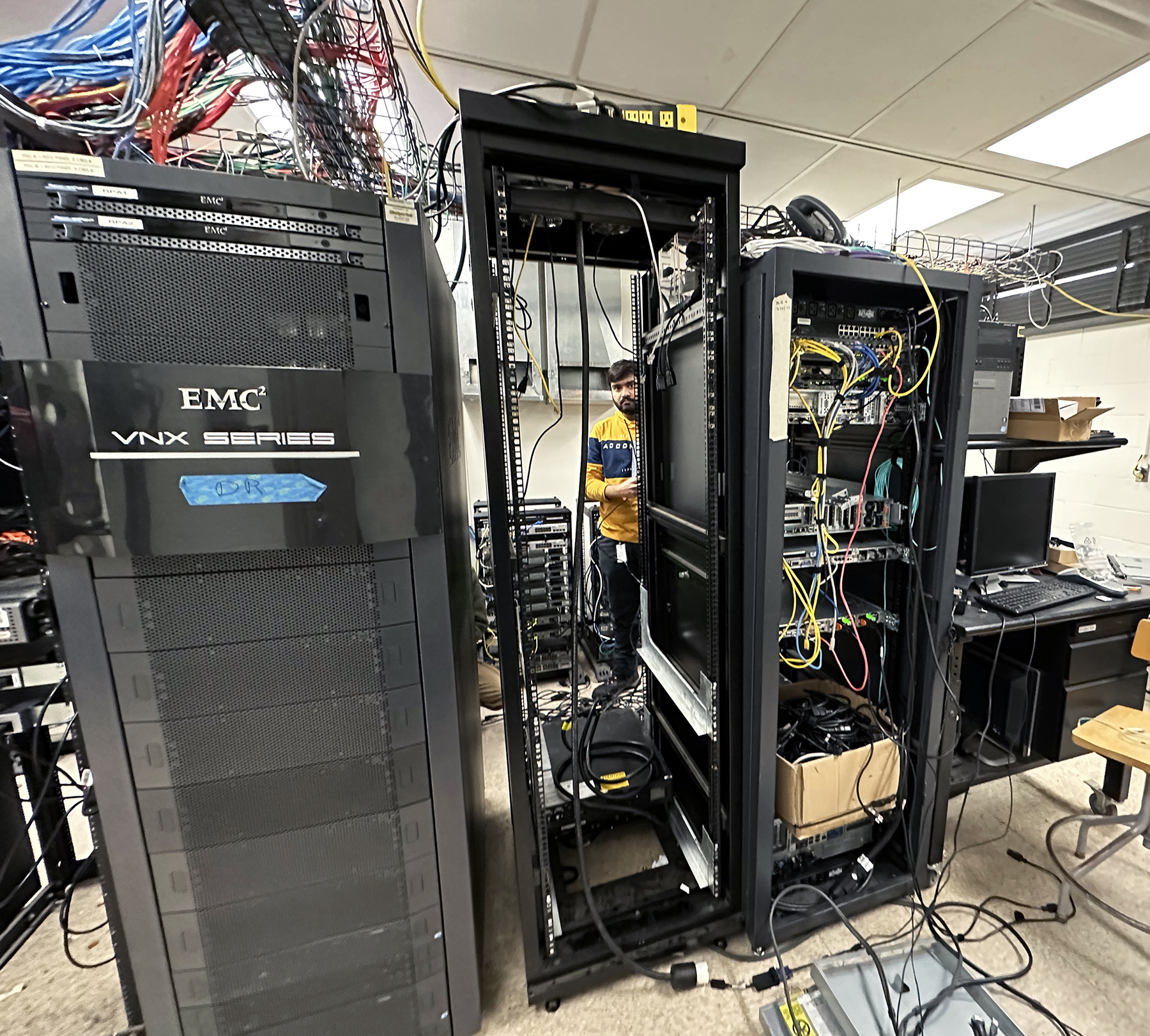 NCSA Students Relocate Equipment to Rekhi Hall | Computing News Blog