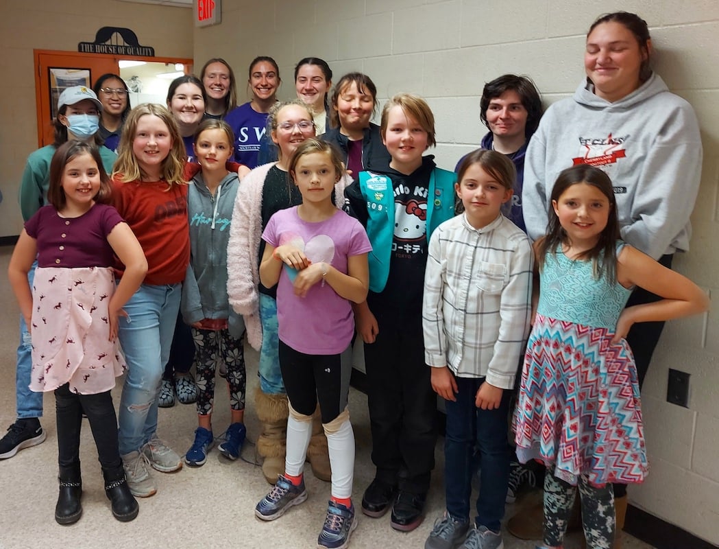 SWE Students and Alumnae Host Girl Scouts Events | Engineering Blog