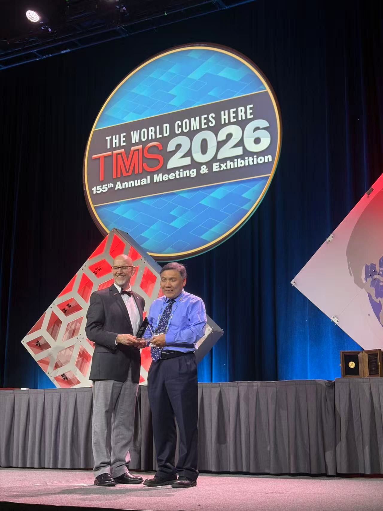 Yun Hang Hu Is Given Award for Contributions in Materials Science