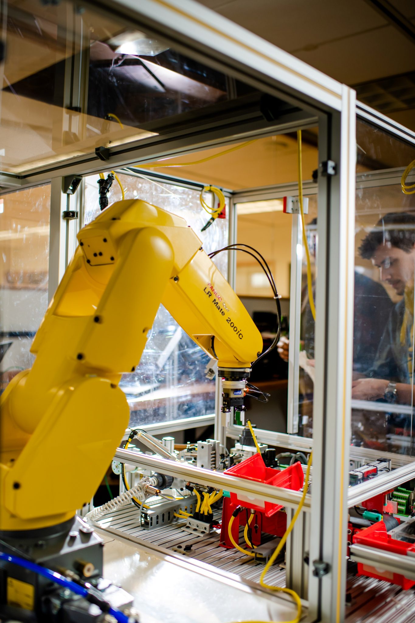 Robots in the Workplace | Michigan Tech Global Campus News