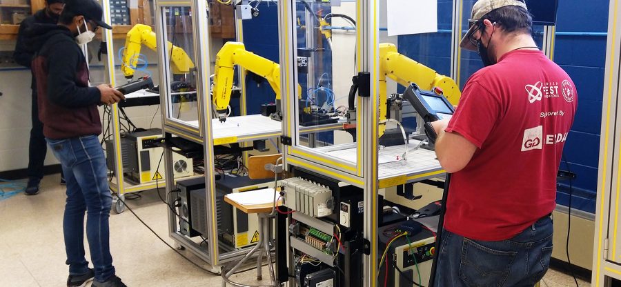 Mechatronics Degrees Building World-Class Workforce | Institute of ...